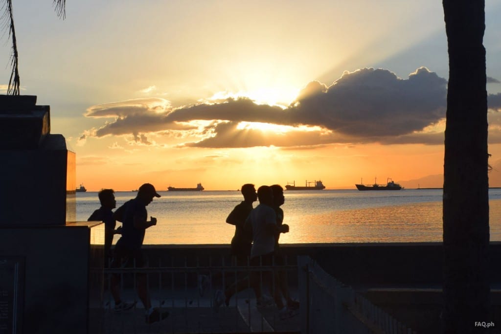 Sunset at Manila Bay: A Must Wait and See When You’re in Manila – FAQ.ph